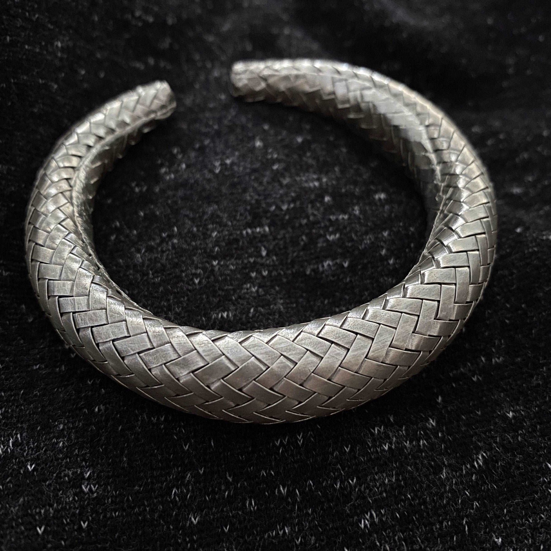 Hill Tribe • The Champa Weave Bangle in Large – Blanc de Noir & Co.
